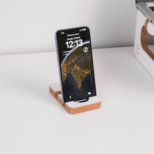 Phone Stand 2.0 – Desk Phone Holder by Openwood